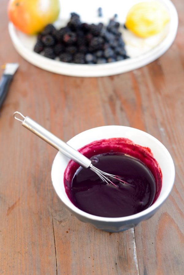 Tartelettes mit Cassis, Mango und Beeren Rezept