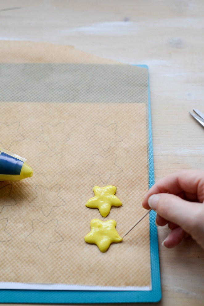 Zitronen-Macarons mit Schweizer Baiser Rezept