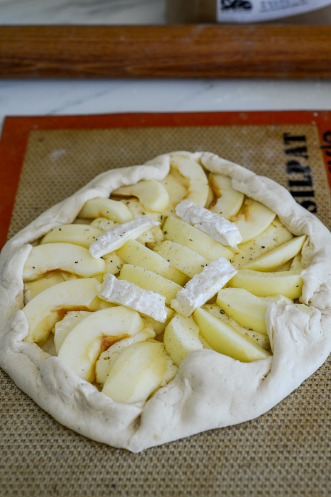 Tarte mit Camembert und Äpfeln Rezept