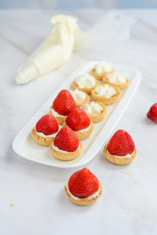 Mini Tartelettes Mit Erdbeeren